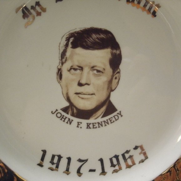 Vintage | Accents | Vintage John F Kennedy 22k Gold Memoriam Plate ...